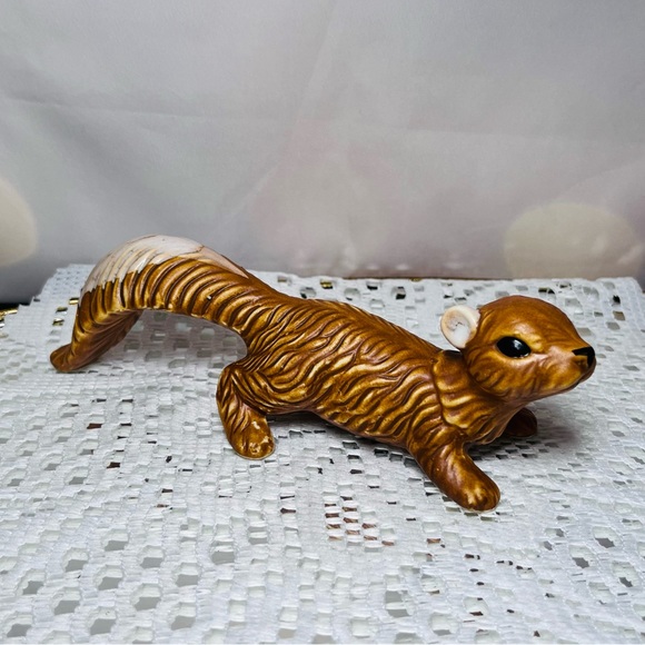 Accents | Vintage Midcentury Brown And White Ceramic Squirrel Rare ...
